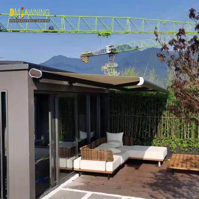 中国 引き込み式の日除けの折目の腕完全なカセット日除けLEDアルミニウム フレームの日除け 販売のため