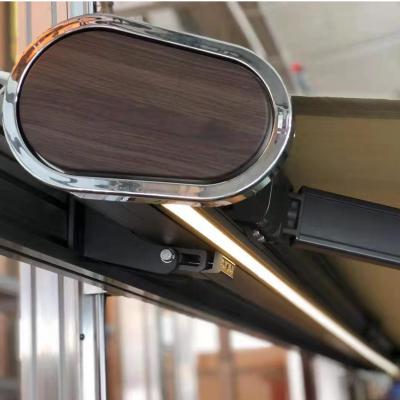 中国 引き込み式の日除けの折目の腕完全なカセット日除けLEDアルミニウム フレームの日除け 販売のため