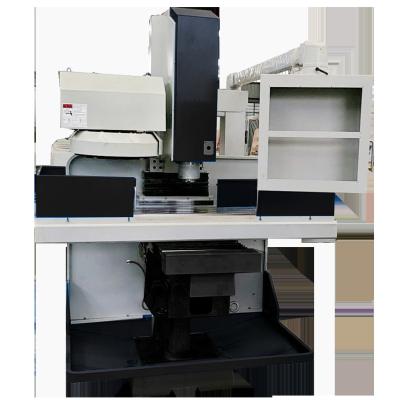 Cina Manual Milling Machine Replacer Nc Milling Machine 5KJ-B With Optional Tool Magazine in vendita