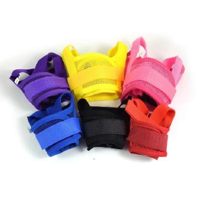 Cina Mesh Pet Mouth Cover di nylon, anti museruola respirabile del cane del punto di scortecciamento in vendita