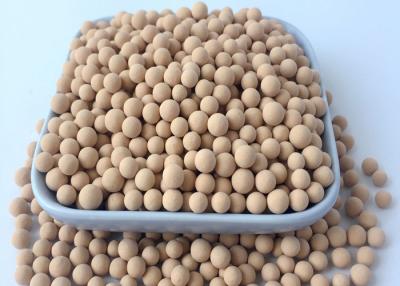 China Granos absorbentes de la esfera del tamiz molecular del tamaño de poro de la pureza 3A del 98% para la deshidratación del etanol del pH 7-9 en venta
