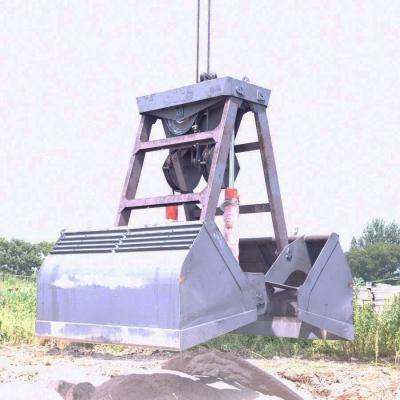 China 4 CBM Wireless Radio Remote Control Grab Dual Scoop Deck Crane for sale