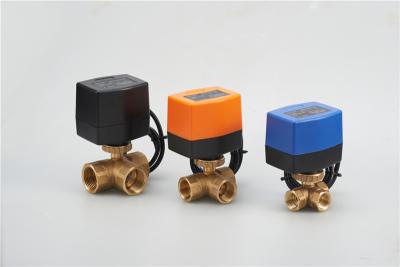 Cina 2 valvola a sfera elettrica del porto 1/2 con comando a motore„ per il filo del sistema G del riscaldamento dell'acqua in vendita