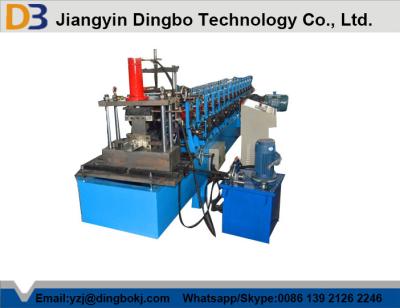 Cina Cr12 rotolo d'acciaio di perforazione del Purlin di forma di materia C che forma macchina in vendita