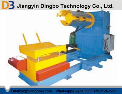 Cina Una macchina idraulica di 3 chilowatt Uncoiler 5 tonnellate con 0-35 m./velocità minima in vendita