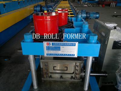 Cina Cr12 rotolo d'acciaio di perforazione del Purlin di forma di materia C che forma macchina in vendita