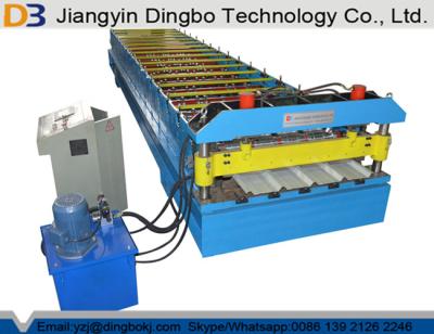 Cina Rotolo d'acciaio delle mattonelle che forma macchina con il sistema di controllo idraulico per recintare in vendita