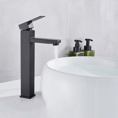 Cina Rubinetto nero senza piombo del bacino del bagno del piatto di lavaggio del quadrato elettrolitico su ordinazione del rubinetto in vendita