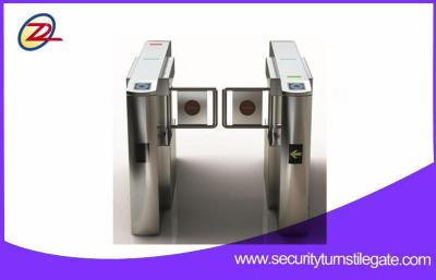 Cina Cancelli girevoli pedonali di vetro di Access della carta del controllo di accesso del portone della barriera dell'oscillazione in vendita