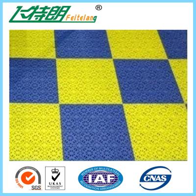 Cina Mattonelle di plastica di collegamento esteriori delle piastrelle per pavimento di gomma che pavimentano il solido di PUR in vendita