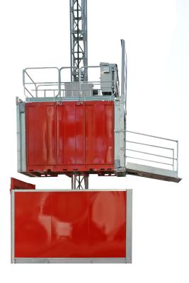 China 2000kg doblan las jaulas que construyen el equipo de transporte vertical del alzamiento material del elevador en venta