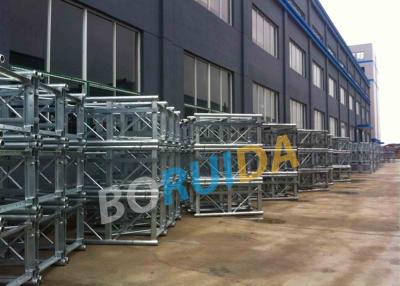 中国 傾斜路のドア様式 3.2mx1.5mx2.5m のおりのサイズの上のアルミニウム建築材の起重機 販売のため