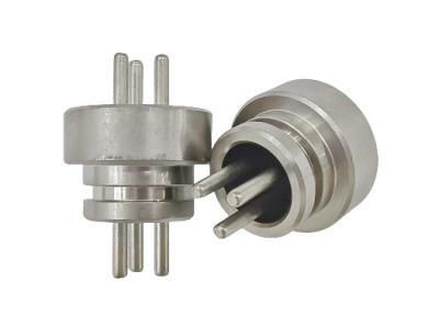 中国 モントリングスクリューコアコラム ヘルメティックフィードスルーコネクタ 0.5mm-3.2mm 温度 -70.Cから300.C 販売のため