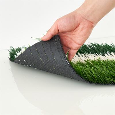 Cina Erba falsa del campo da giuoco artificiale ignifugo resistente UV dell'erba 1-2cm in vendita