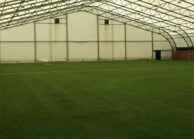 Cina il sintetico resistente al fuoco di calcio di 50mm erba il tappeto erboso verde all'aperto del tappeto in vendita