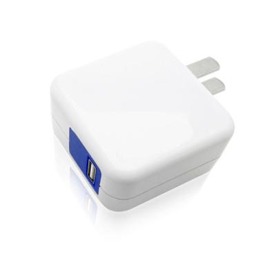 Cina caricatore universale pieghevole di viaggio di 5V 2A USB con la spina del ccc Stati Uniti in vendita