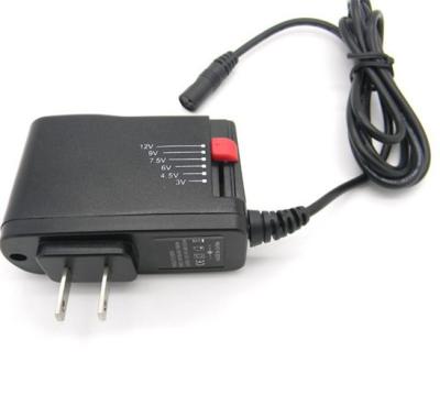中国 ポータブルの普遍的なラップトップのアダプターの充電器3v - 12V EUは高性能と差し込みます 販売のため