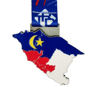 China Mapa personalizado de liga de zinco Medalhas de esmalte macio Meticulosamente fabricadas à venda