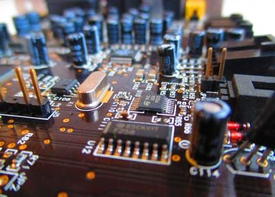 China IPC-III standaard PCB-printplaatmontage Smart Watch 0,076 mm begraven condensator Te koop