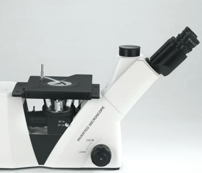 China Trinocular Hoofd Metallurgische Optische Microscoop 4 Gatennosepiece Drie Laag Mechanisch Stadium Te koop
