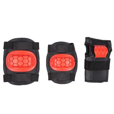Chine Protections protectrices noires de 3 paquets pour la mousse de tissu de chapeau du patinage de rouleau pp à vendre