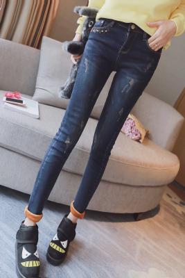 Cina Il ginocchio rattoppa i jeans scarni delle donne, jeans del velluto a coste della tasca ricamati donne in vendita