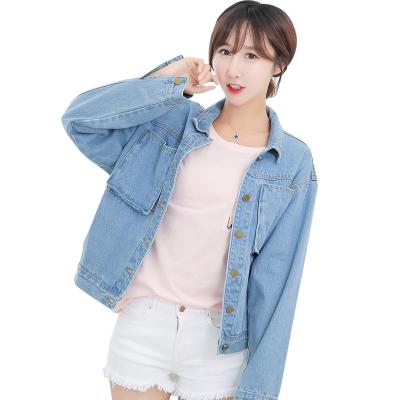 Cina Il rivestimento del denim delle signore Jean del lavaggio della luce a livello del metallo, ragazze mette il rivestimento in cortocircuito del denim in vendita