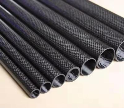Κίνα Carbon Fiber Drone Parts Tube 30mm 3k Carbon Fibre Tube Round Pipes For UAV Drone Frame προς πώληση