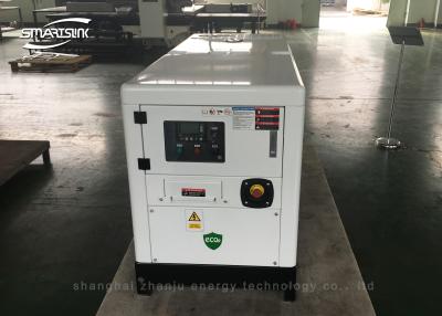 中国 30 KVA カミンズ のディーゼル発電機セットの非常指揮権 50Hz/60Hz 販売のため