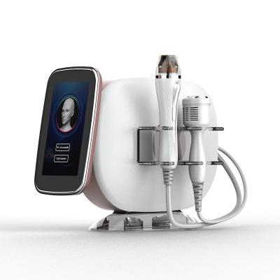 China Radiofrequência fracionária e micro-agulha Rf máquina de ouro Microneedling pele de levantamento e aperto de equipamentos à venda