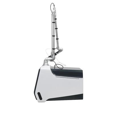 Cina Rimozione del tatuaggio Q Switch Nd Yag Rimozione del pigmento Carbon Peeling Laser Machine Ringiovanimento della pelle Per uso in salone di bellezza in vendita