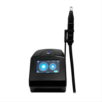 Cina Prezzo di fabbrica attrezzature di bellezza Acne/Rimozione di punti neri Q Switched Nd Yag Laser Tattoo Removal Machine Ringiovanimento della pelle in vendita