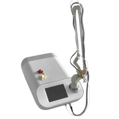 China DPL Soft Peel Fraktions-CO2-Laser zur Narbenentfernung Vaginale Straffung Fraktions-CO2-Laser mit Vaginalhandstück zu verkaufen