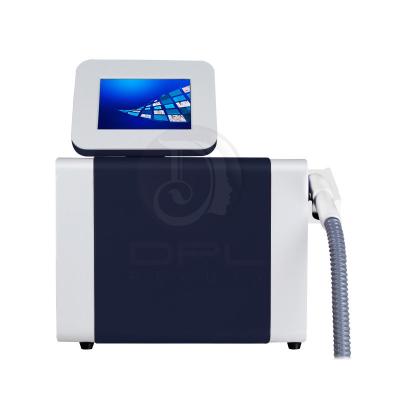 Cina IPL Laser Single Pulse Technology Dispositivo di depilazione Elight+IPL Machine di ringiovanimento della pelle in vendita