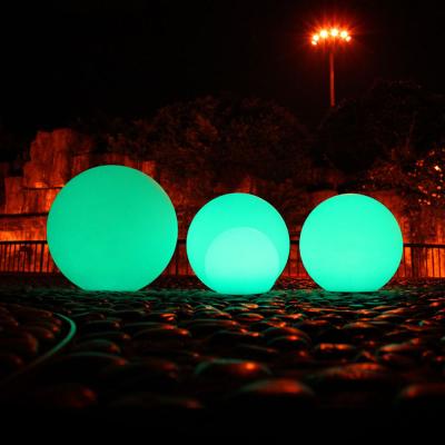 Cina illuminated LED light up globe ball in vendita