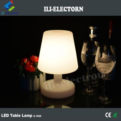 Cina Factory cheap price full color multi color led table lamp in vendita