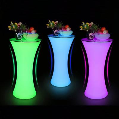 Cina commercial used plastic led event furniture in vendita