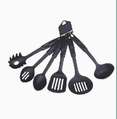 Cina Set di utensili da cucina da 6 pezzi in nylon per uso personale in vendita
