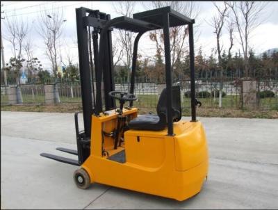 中国 1トン容量の最高小さい3つの車輪の電気フォークリフト。持ち上がる高さ90mm 販売のため