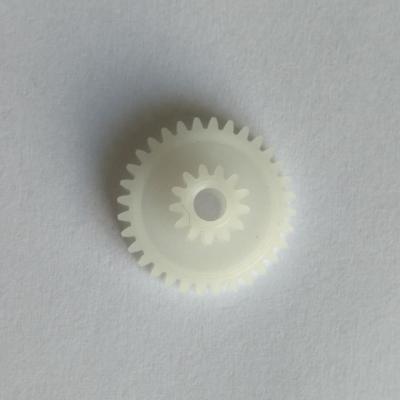 Cina Piccola riva bianca di nylon su ordinazione A della materia prima degli ingranaggi cilindrici 100% per l'automobile elettrica del giocattolo in vendita