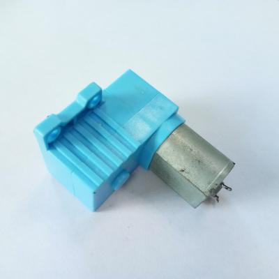 Cina 3v/6v/12v mini motore di lunghezza di plastica ad angolo retto del cambio 64.5mm per l'automobile del giocattolo in vendita