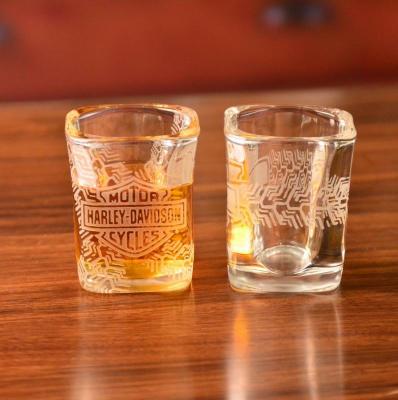 Chine Marques Logo Square Shot Glasses, épousant des verres à liqueur pour le boire de Sprit à vendre