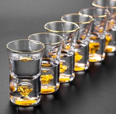 Chine Ensemble de verre à liqueur du fond de feuille d'or à vendre