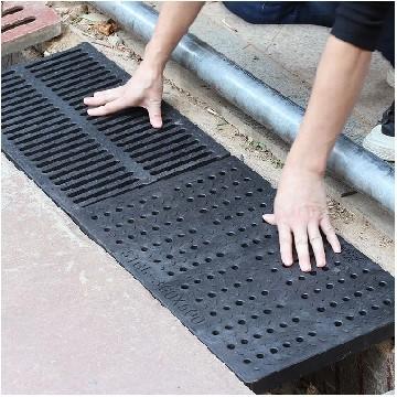 中国 電流を通された鋼鉄ガレージの床ドレンの火格子カバー30mm*32mm入り口 販売のため