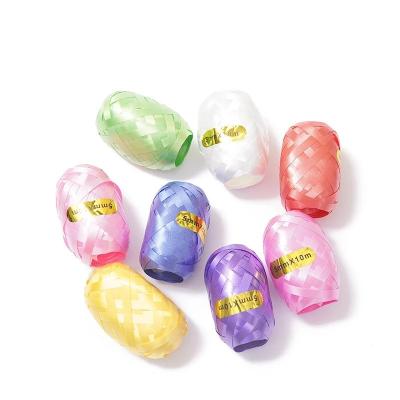 Cina Nastri d'arricciatura del polipropilene del nastro dell'involucro di regalo del pallone di colore solido 5mm*10m in vendita