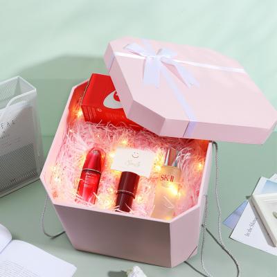 Square Novelty Ribbon Birthday Gift Box Packing Box Paper Gift for Customized
