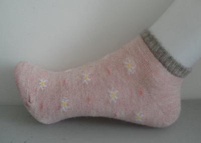 Cina I calzini del vello di short del jacquard per le ragazze, lana d'angora colpisce con forza l'inverno morbido in vendita