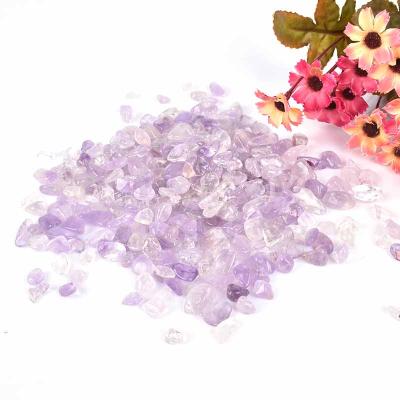 Cina Wholesale Natural Quartz Crystal Healing Stone Chips Amethyst Crystal Gravel from Europe in vendita