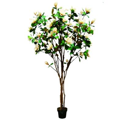 Cina 1.5m Artificial Potted Floor Plants Magnolia Tree For Dining Room in vendita