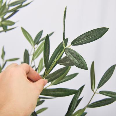 중국 인공 올리브 나무 신선과 놀랄만큼 자연적인 환영하는 느낌은 실제적 식물의 정확한 컬러와 질감을 흉내냅니다 판매용